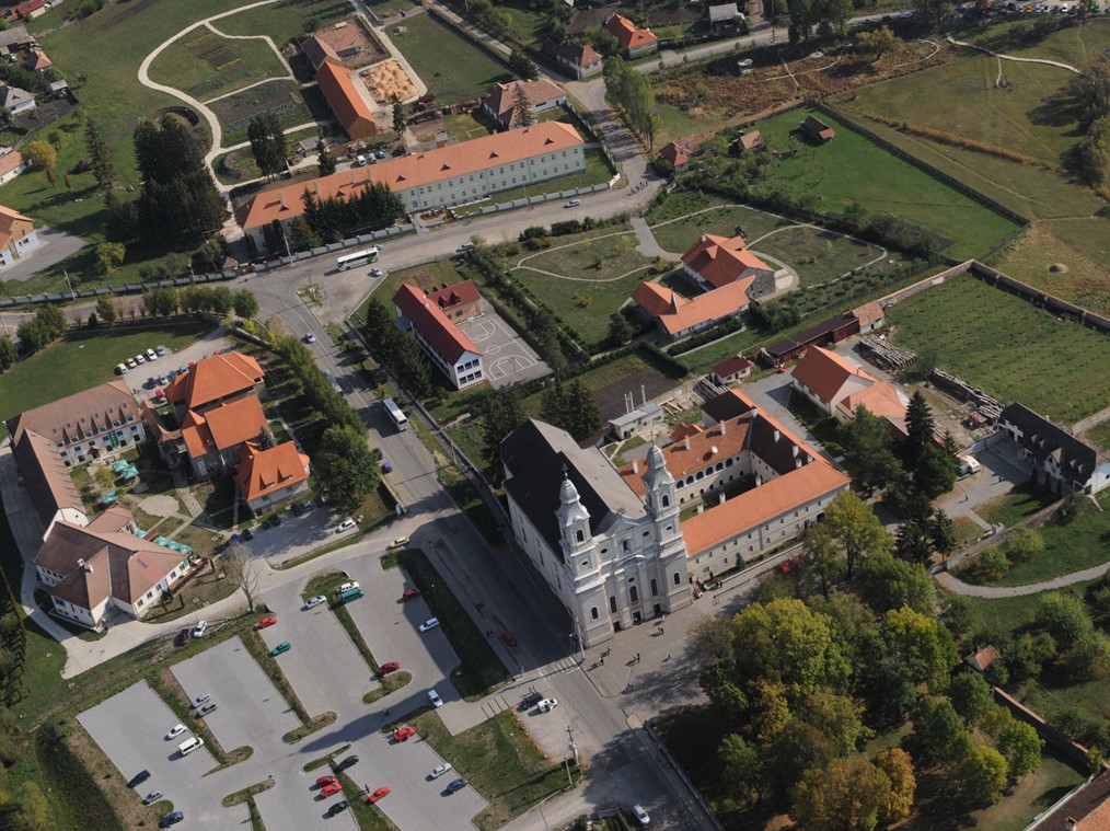 Fostul Liceu romano-catolic, construit în 1727