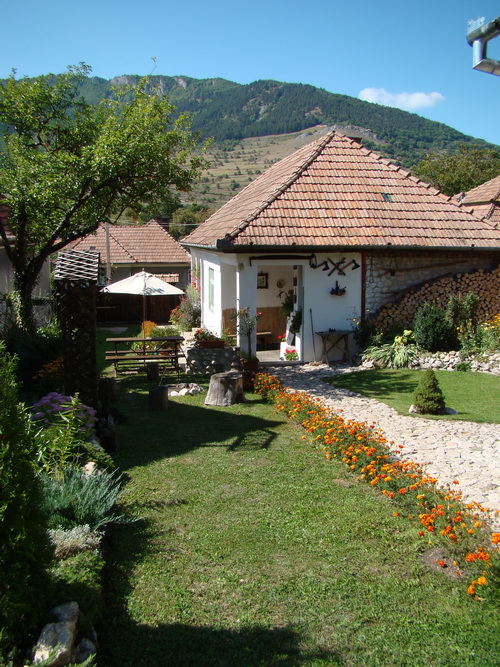 Cazare Rimetea - Pensiunea Dulo Annamaria - Judetul Alba